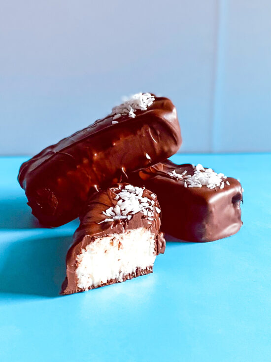 Homemade Bounty Bar Recipe - foodnerd4life